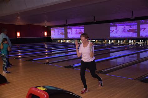 Bowling For Boobs — Reach Out For Life