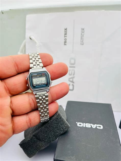 Casio Small Dial Silver Clovecart