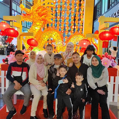 Novelis Sara Aisha Assalamualaikum Darlings Wah Likers Dah Lebih