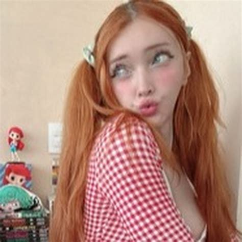 Lindsay Vanilla Youtube