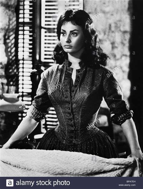 Sophia Loren 1940s