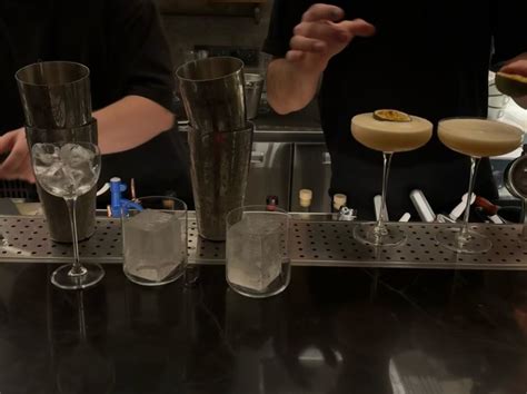 ШАЛОМ КИЇВ Восьминіг із сальсою з перців чилі — поєднання пікантності та свіжості Тонкі