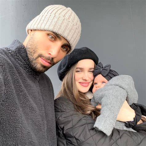 Nader Jindaoui On Instagram “♾” Louisa Couple Pictures Girl Power Instagram Profile Gang