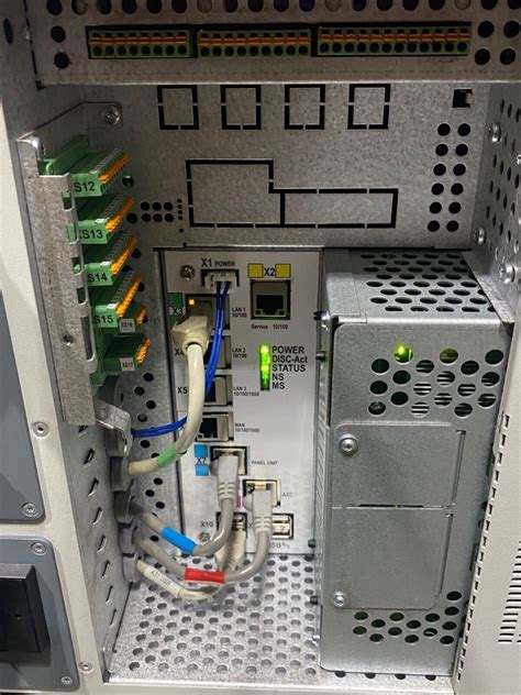 Abb Irc5 Compact Controller W Dsqc 679 Teach Pendant On 10m Cable