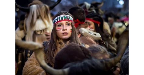 Издъхна златното момиче на фолклора