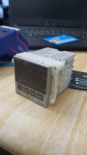 Omron Temperature Controller At ₹ 1000 Temperature Controller In