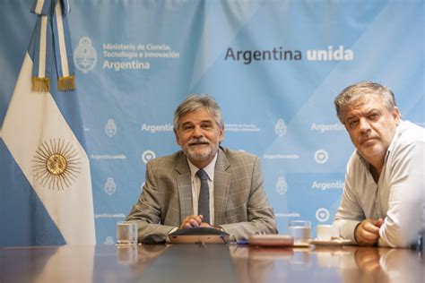 El Presidente Felicitó Al Matemático Argentino Luis Caffarelli Daniel Filmus