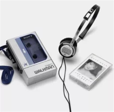 The Headphone Evolution — Strike Magazines