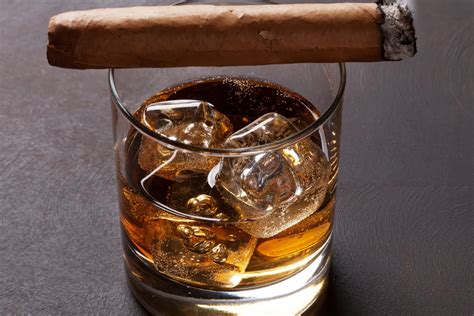 Cigar And Whiskey Pairings Elevate Your Tastebuds With Perfect Matches