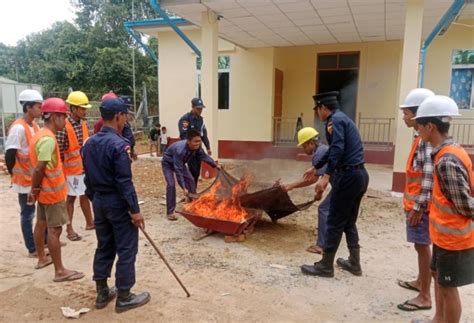 ပလောက်မြို့တွင် မီးဘေးအန္တရာယ်ကြိုတင်ကာကွယ်ရေး ဇာတ်တိုက် လေ့ကျင့်သရုပ်ပ