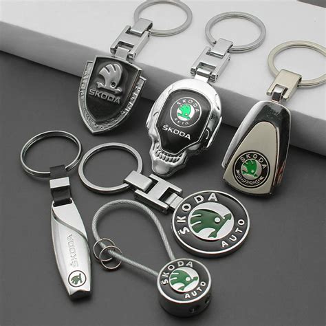 3d Metal Leather Car Shape Logo Key Chain Car T Jewelry For Skoda Octavia Fabia Rapid
