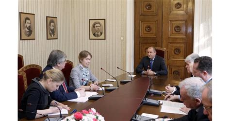 Румен Радев се срещна с посланика на Русия Анатолий Макаров