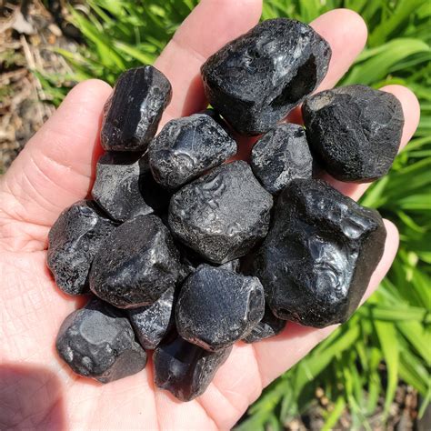 Apache Tear Stones Shop Healing Apache Tear Crystals And Gemstones