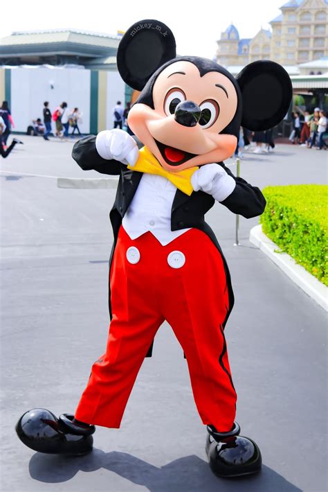 Disney Mickey Mouse Mascot Mickey Costumes Through The Years Mickey