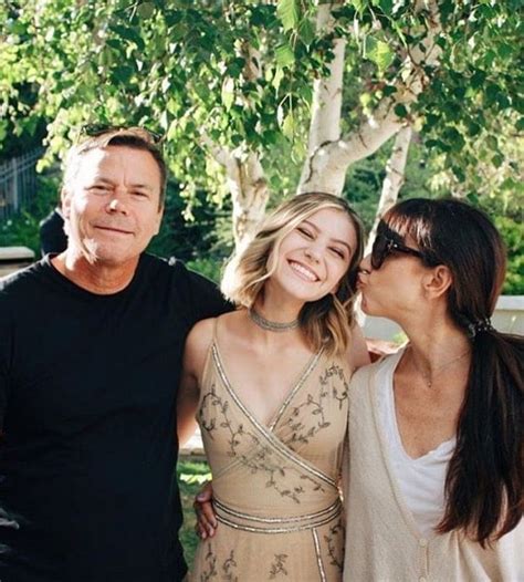 G Hannelius Age Net Worth Boyfriend Family And Biography Updated Bignamebio