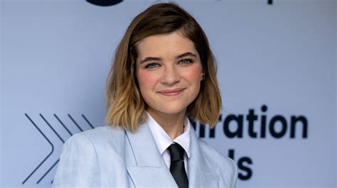 Raegan Revords Favorite Read Is A Celeb Book Club Approved Fantasy That Will Make You Cry