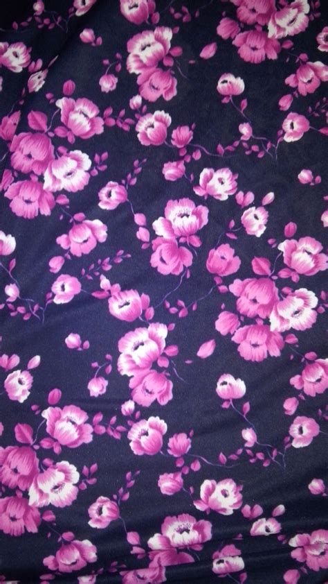 Девочки есть такая ткань трикотин этакий бабулин вариант нашла в закромах Идей нет