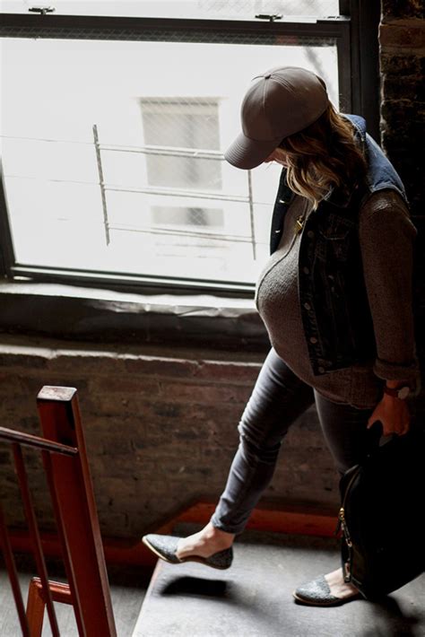 Chelsa Crowley Stowaway Cosmetics