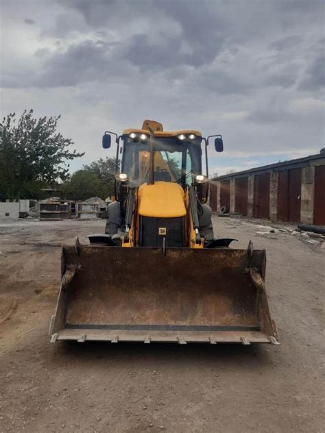 ტექნიკის გაქირავება ექსკავატორი