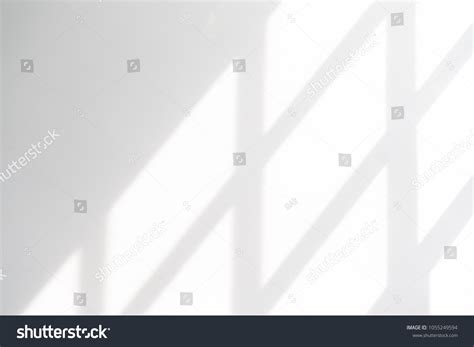 959570 Shadow Wall 이미지 스톡 사진 및 벡터 Shutterstock
