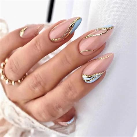 Almond Nails Designs