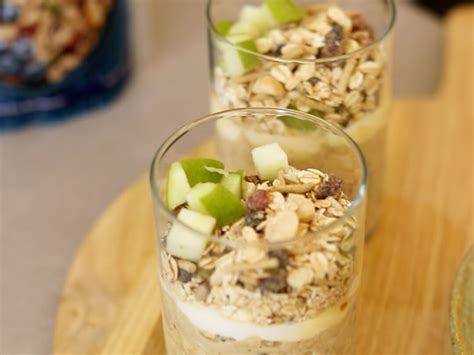 Macadamia Cranberry And Apple Bircher Muesli Cups — Brookfarm