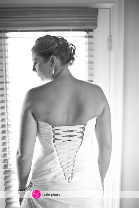 Mindy And Ramsey Las Vegas Wedding Photographer Lizzie Photolizzie