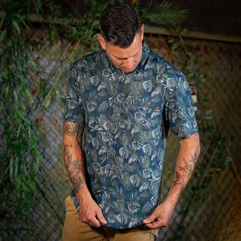Hot Jurassic Park Clever Girl Hawaiian Shirt • Shirtnation Shop