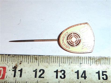 Trabant Wartburg Ddr Ndr Odznak Znak Aukro