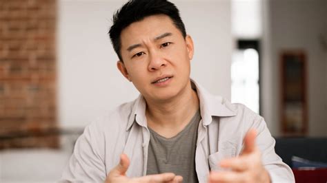 11 Things Brilliant People Notice Instantly When They Talk To Someone With Zero Depth Yourtango