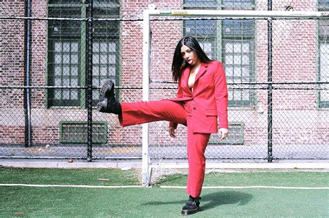 Pom Pom Squad Blurt Out Their Blues Amid The Intimacy Of ‘cherry Blossom
