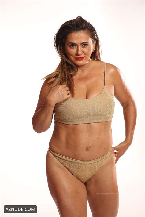 Mishel Meshes Turns AZNude