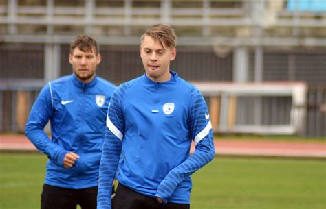 Προετοιμάζεται για το αυριανό ματς ο ΑΟΚ Ήρθε ο Ολλανδός Robin