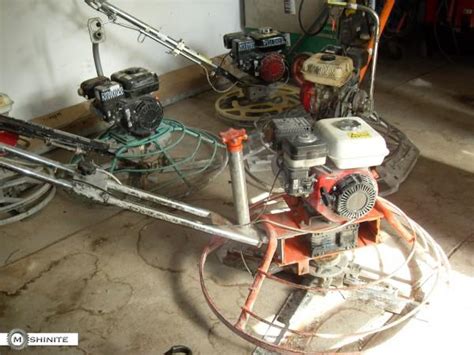 Машините Продавам хеликоптер втора употреба за бетон