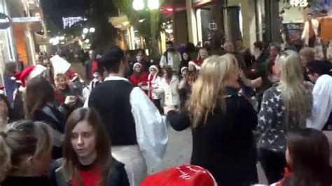 ΧΡΙΣΤΟΥΓΕΝΝΙΑΤΙΚΟ ΓΛΕΝΤΙ ΣΤΟ ΚΕΝΤΡΟ ΤΟΥ ΔΗΜΟΥ ΙΛΙΟΥ Youtube