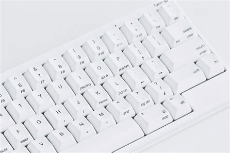 【hhkb Professional Hybrid Type S 雪】真っ白なhhkbが復刻定番化！ 変デジ研究所