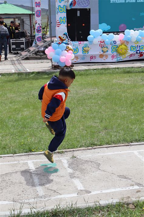 Булган аймгийн Хүүхэд Гэр бүлийн хөгжил хамгааллын газар Added A New Булган аймгийн Хүүхэд