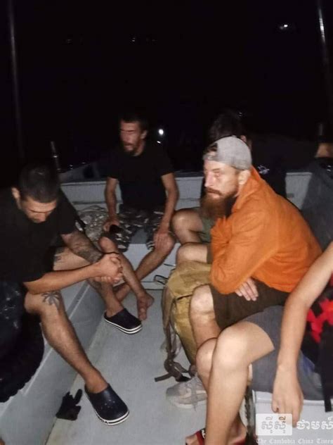 ជនជាតិអ៊ឺរ៉ុប៨រូប ត្រូវបានសមត្ថកិច្ចជួយសង្គ្រោះ ខណៈពួកគេជួបគ្រោះថ្នាក់លិចទូក សុីសុីថាមស៍