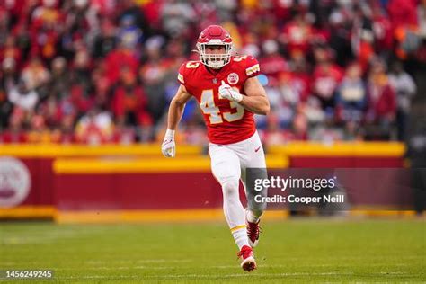 Jack Cochrane Of The Kansas City Chiefs Defends Against The Los News