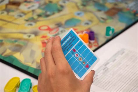 Ponte En Sus Tenis Y Aprende De Empatía Con Este Juego De Mesa