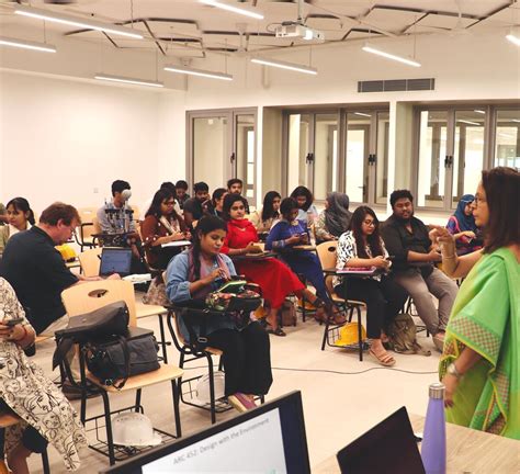 professor zainab faruqui ali conducts a trial class at the permanent