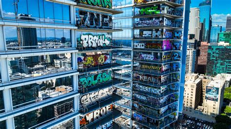 Buyer For Oceanwide Plazas Infamous Graffitied Towers Emerges Los