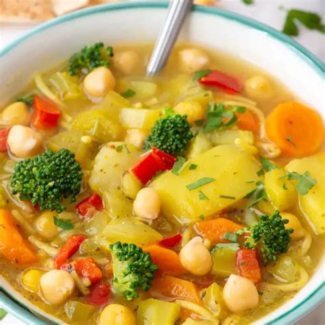 Hearty And Fresh Chickpea Broccoli Soup Wellnessdove