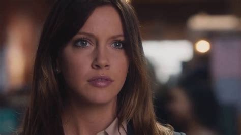 Arrow Cast Season 1 Laurel At Hugo Bergin Blog