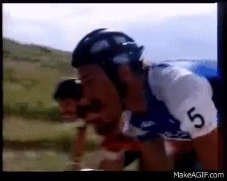 Screen Goddesses Rae Dawn Chong Makes Herself Useful On Make A Gif