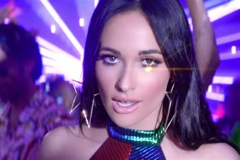 Kacey Musgraves Makes Psychedelic Cool Again In High Horse