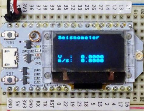 alpha version of seismometer based on esp32 ads1115 and sm 24