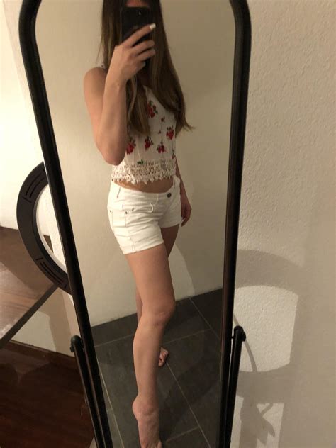 Eat Me Daddy Scrolller