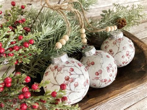 Set Of 3 Winter Berry Handmade Christmas Ornaments Red Christmas Tree