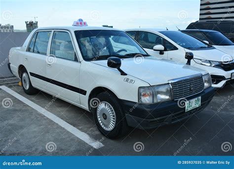 Toyota Crown Taxi At Tastefully Built In Pasig Philippines Editorial